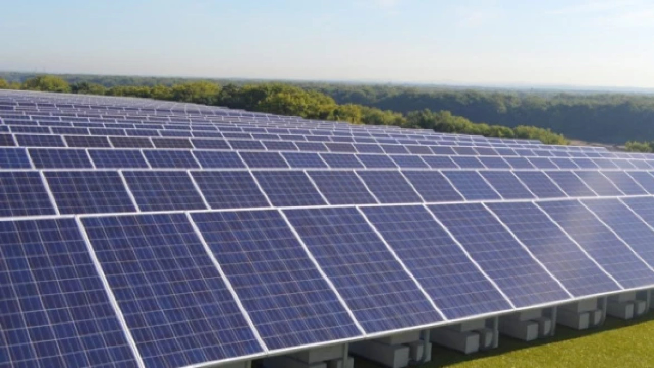 სიმძლავრის აუქციონში მზის ელექტროსადგურების მედიანური ტარიფი არ ...